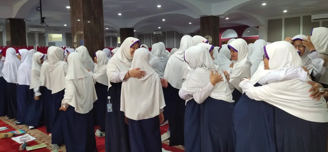 SaTu Insantama: Full Ilmu, Full Hikmah, Full Kreatifitas, Full Kenangan ...