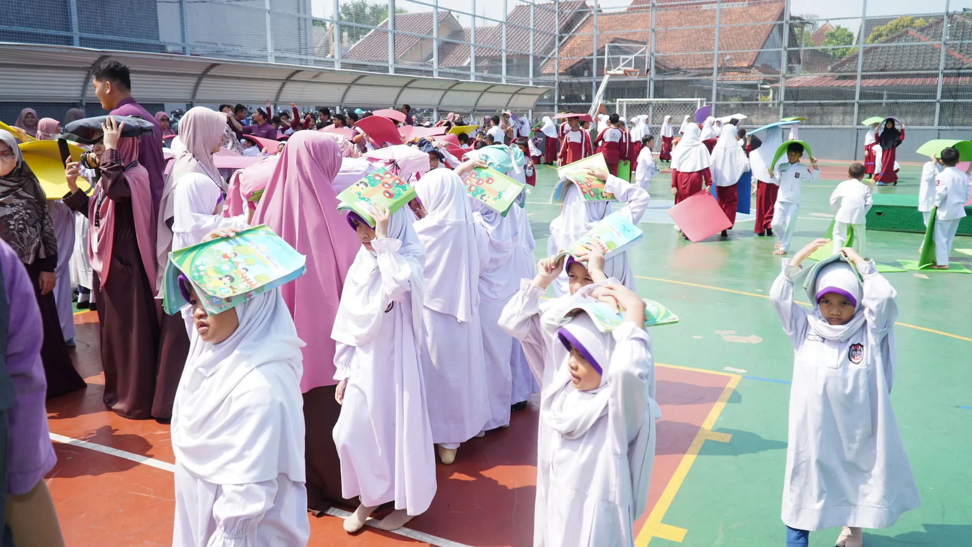 SIT Insantama Bogor Gelar Simulasi Mitigasi Gempa Bumi – SIT Insantama
